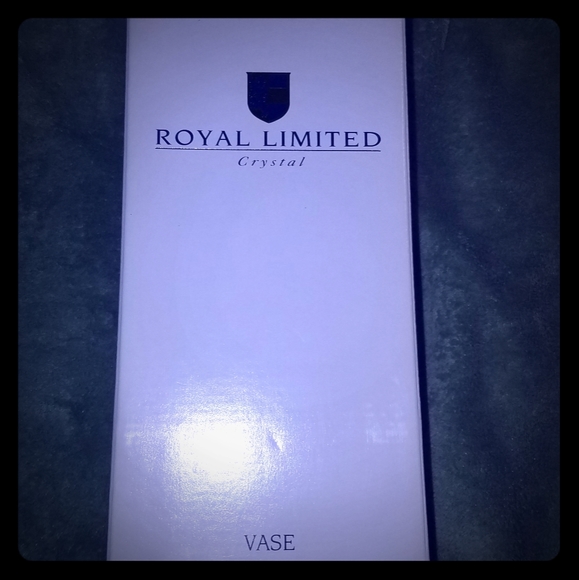 Royal Limited | Accents | Royal Limited Crystal Vase | Poshmark